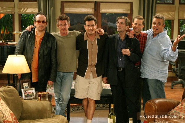 Two and a Half Men - Episode 2x01 publicity still of Sean Penn & Harry ...
