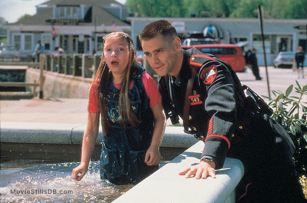 Me, Myself & Irene - Publicity still of Jim Carrey & Heather Hodder
