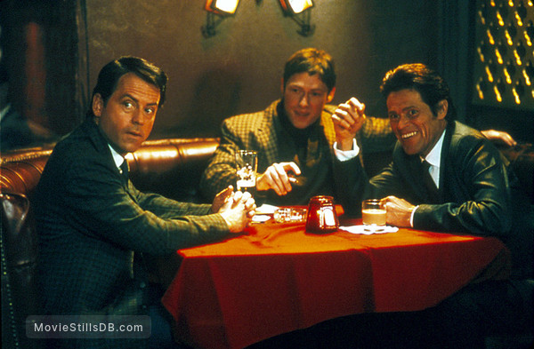 Auto Focus - Publicity still of Greg Kinnear & Willem Dafoe