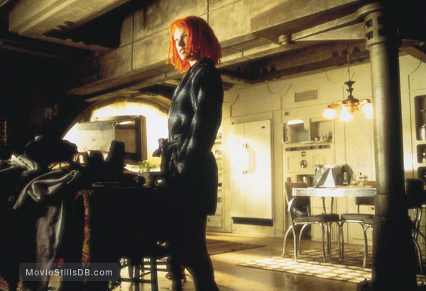 The Fifth Element - Publicity still of Milla Jovovich